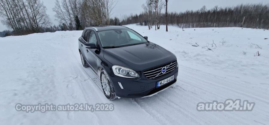 Zils Volvo XC60 2015 Madona, ar dzinēja tilpumu 2.00 L un nobraukumu 332 tūkst. km par 9900 €, foto 4 vietnē AUTOMOTO.COM.LV