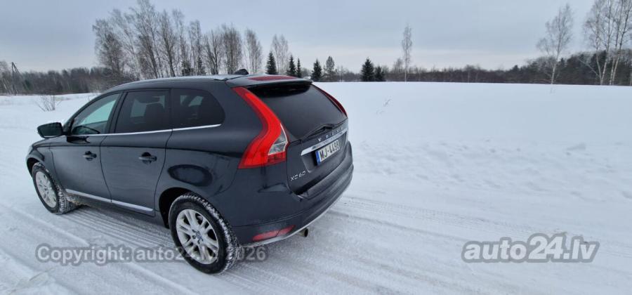 Zils Volvo XC60 2015 Madona, ar dzinēja tilpumu 2.00 L un nobraukumu 332 tūkst. km par 9900 €, foto 3 vietnē AUTOMOTO.COM.LV