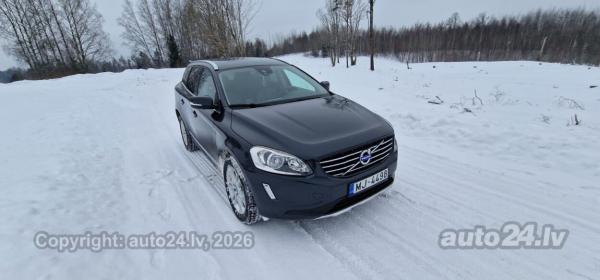 Blue Volvo XC60 2015 in Madona, with an engine capacity of 2.00 L and mileage of 332 thousand km for 9900 €, photo 4 on AUTOMOTO.COM.LV
