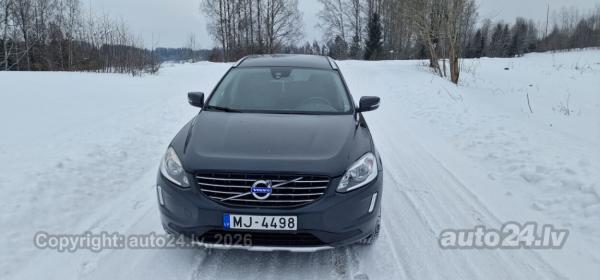 Blue Volvo XC60 2015 in Madona, with an engine capacity of 2.00 L and mileage of 332 thousand km for 9900 €, photo 5 on AUTOMOTO.COM.LV
