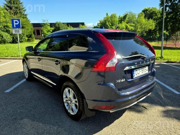 Zils Volvo XC60 2015 Talsi, ar dzinēja tilpumu 2.40 L un nobraukumu 187 tūkst. km par 12300 €, foto 4 vietnē AUTOMOTO.COM.LV