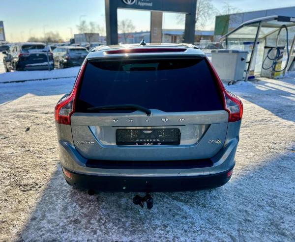 Zils Volvo XC60 2010 Šauļi, ar dzinēja tilpumu 2.00 L un nobraukumu 235 tūkst. km par 8750 €, foto 8 vietnē AUTOMOTO.COM.LV