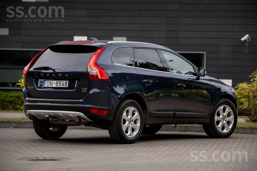 Blue Volvo XC60 2012 in Jelgava, with an engine capacity of 2.40 L and mileage of 0 thousand km for 10190 €, photo 10 on AUTOMOTO.COM.LV