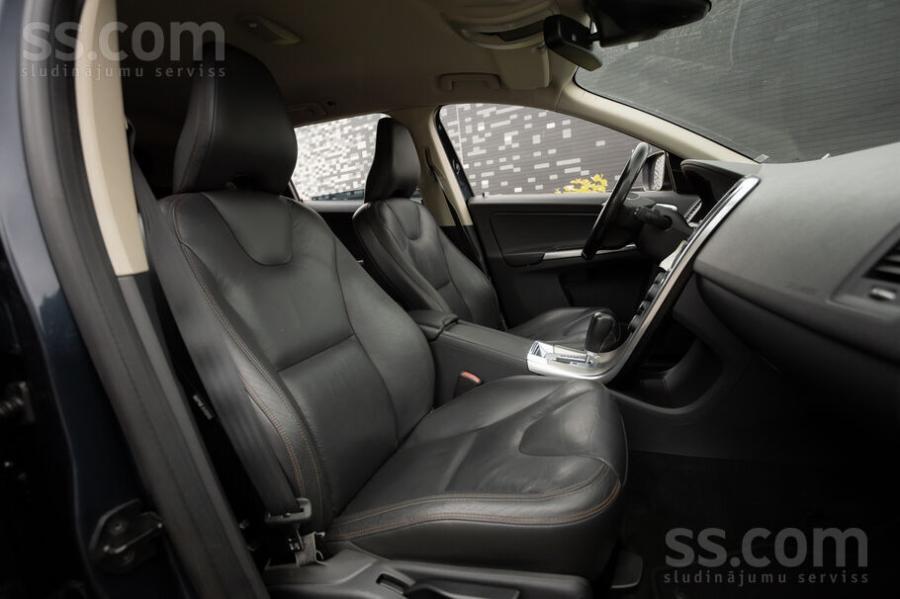Blue Volvo XC60 2012 in Jelgava, with an engine capacity of 2.40 L and mileage of 0 thousand km for 10190 €, photo 16 on AUTOMOTO.COM.LV