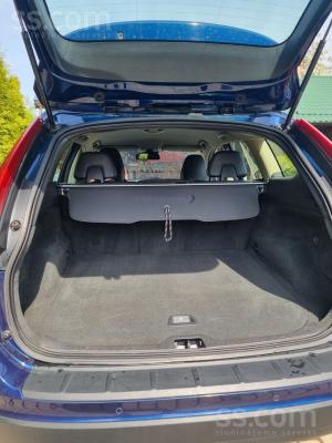 Zils Volvo XC60 2012 Cēsis, ar dzinēja tilpumu 2.00 L un nobraukumu 263 tūkst. km par 11900 €, foto 8 vietnē AUTOMOTO.COM.LV