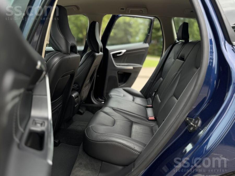Zils Volvo XC60 2012 Jūrmala, ar dzinēja tilpumu 2.00 L un nobraukumu 0 tūkst. km par 6490 €, foto 13 vietnē AUTOMOTO.COM.LV