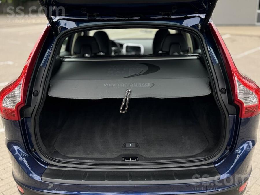 Zils Volvo XC60 2012 Jūrmala, ar dzinēja tilpumu 2.00 L un nobraukumu 0 tūkst. km par 6490 €, foto 27 vietnē AUTOMOTO.COM.LV