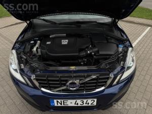 Zils Volvo XC60 2012 Jūrmala, ar dzinēja tilpumu 2.00 L un nobraukumu 0 tūkst. km par 6490 €, foto 29 vietnē AUTOMOTO.COM.LV