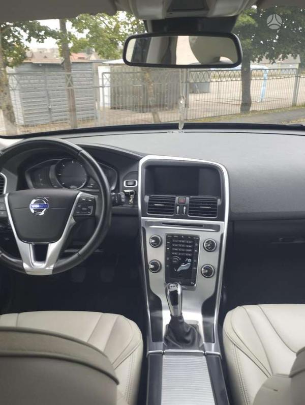 Zils Volvo XC60 2016 Telšiai, ar dzinēja tilpumu 1.97 L un nobraukumu 255 tūkst. km par 10500 €, foto 5 vietnē AUTOMOTO.COM.LV