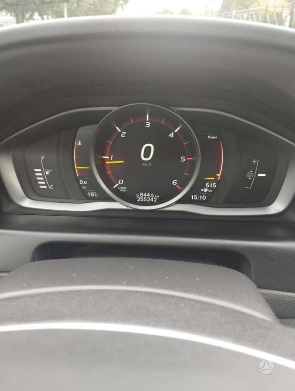 Zils Volvo XC60 2016 Telšiai, ar dzinēja tilpumu 1.97 L un nobraukumu 255 tūkst. km par 10500 €, foto 7 vietnē AUTOMOTO.COM.LV