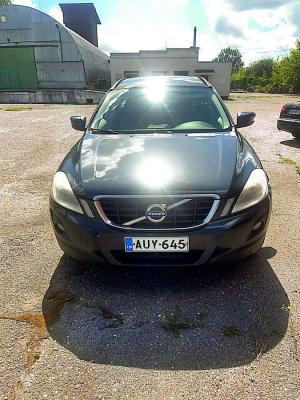 Blue Volvo XC60 2009 in Radviliskis, with an engine capacity of 2.40 L and mileage of 420 thousand km for 4200 €, photo  on AUTOMOTO.COM.LV