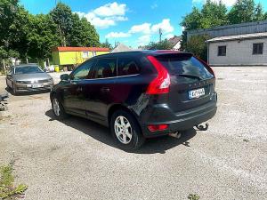 Blue Volvo XC60 2009 in Radviliskis, with an engine capacity of 2.40 L and mileage of 420 thousand km for 4200 €, photo 3 on AUTOMOTO.COM.LV