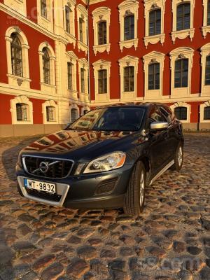 Zils Volvo XC60 2010 Jelgava, ar dzinēja tilpumu 2.40 L un nobraukumu 0 tūkst. km par 8500 €, foto 5 vietnē AUTOMOTO.COM.LV