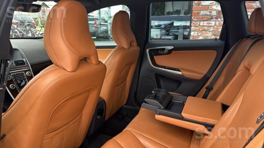 Zils Volvo XC60 2016 Talsi, ar dzinēja tilpumu 2.00 L un nobraukumu 295 tūkst. km par 14470 €, foto 11 vietnē AUTOMOTO.COM.LV