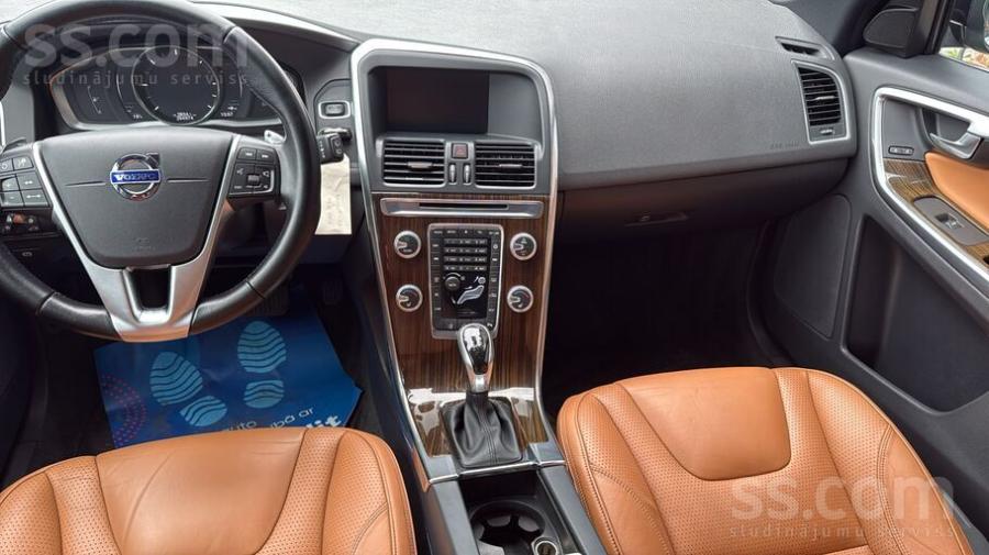 Zils Volvo XC60 2016 Talsi, ar dzinēja tilpumu 2.00 L un nobraukumu 295 tūkst. km par 14470 €, foto 13 vietnē AUTOMOTO.COM.LV