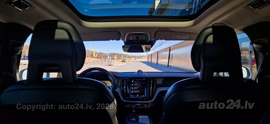 Zils Volvo XC60 2017 Tallina, ar dzinēja tilpumu 2.00 L un nobraukumu 195 tūkst. km par 24900 €, foto 8 vietnē AUTOMOTO.COM.LV