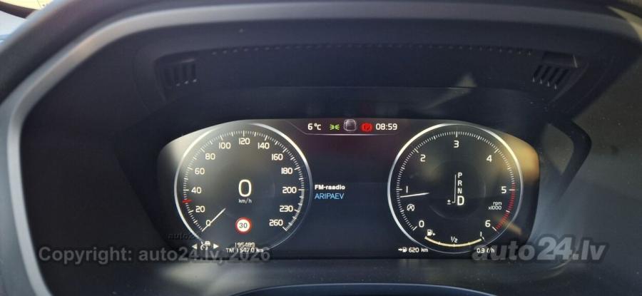 Zils Volvo XC60 2017 Tallina, ar dzinēja tilpumu 2.00 L un nobraukumu 195 tūkst. km par 24900 €, foto 9 vietnē AUTOMOTO.COM.LV