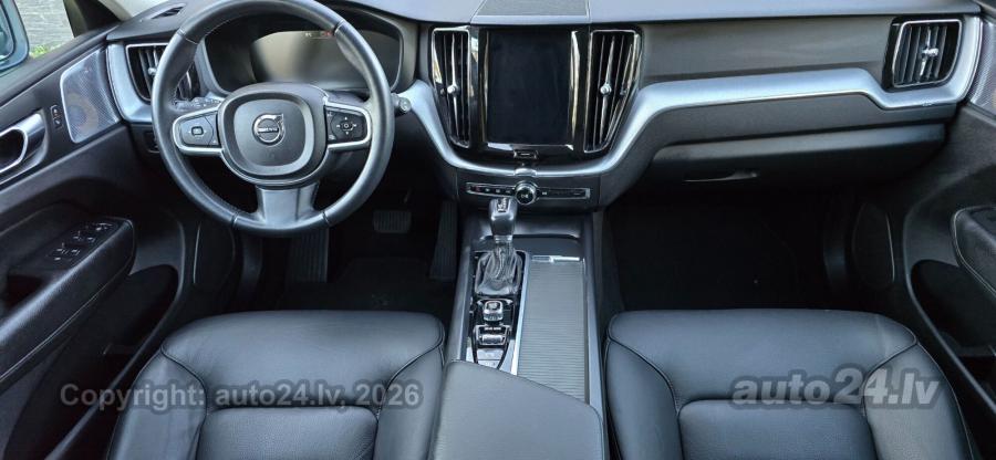 Blue Volvo XC60 2018 in Tallinn, with an engine capacity of 2.00 L and mileage of 158 thousand km for 24900 €, photo 8 on AUTOMOTO.COM.LV