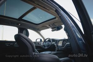 Zils Volvo XC60 2018 Tartu, ar dzinēja tilpumu 2.00 L un nobraukumu 132 tūkst. km par 30900 €, foto 16 vietnē AUTOMOTO.COM.LV