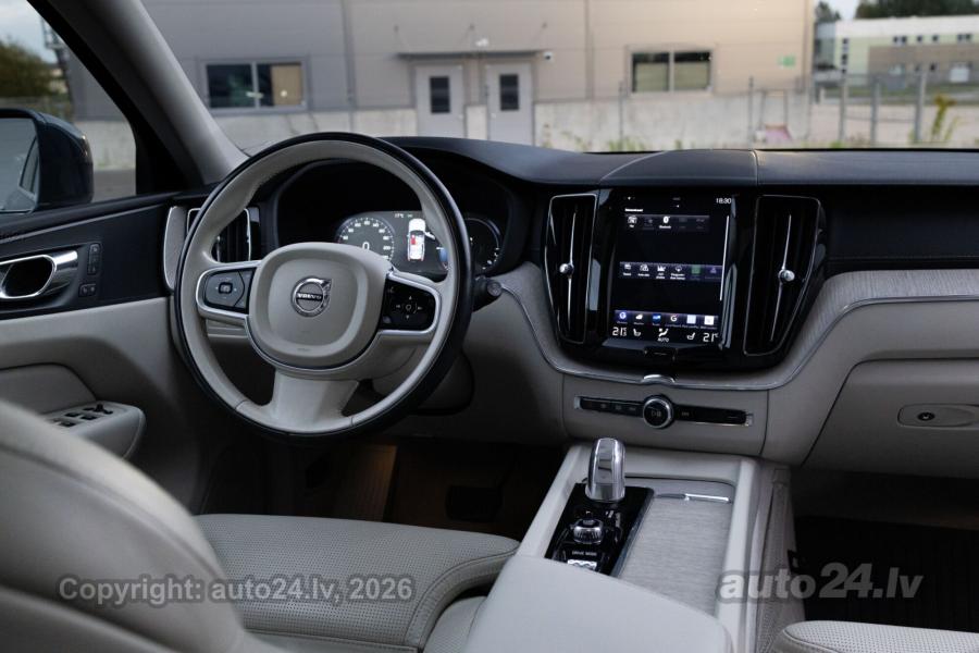 Zils Volvo XC60 2018 Tartu, ar dzinēja tilpumu 2.00 L un nobraukumu 221 tūkst. km par 24499 €, foto 9 vietnē AUTOMOTO.COM.LV