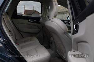 Zils Volvo XC60 2018 Tartu, ar dzinēja tilpumu 2.00 L un nobraukumu 221 tūkst. km par 24499 €, foto 12 vietnē AUTOMOTO.COM.LV