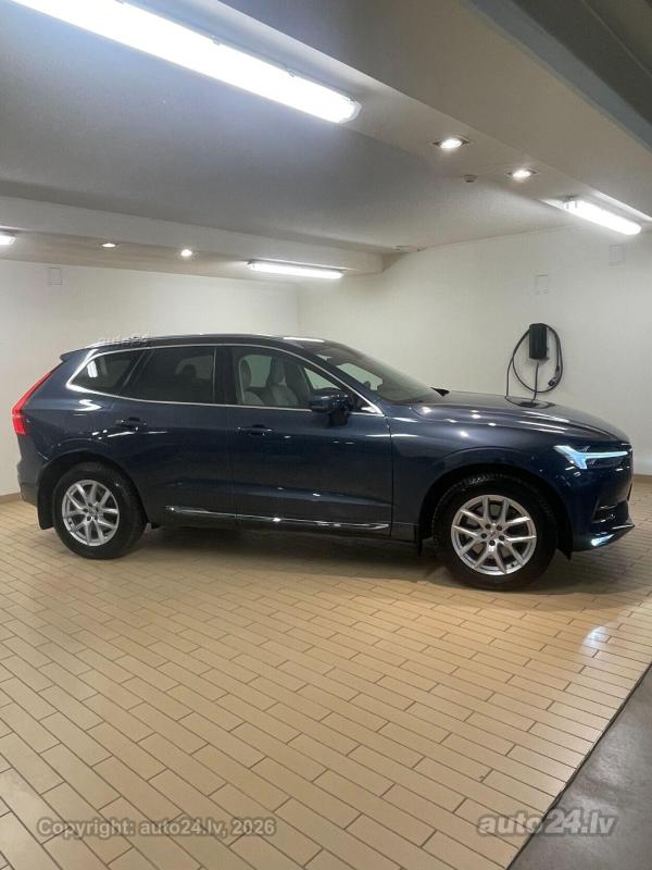 Zils Volvo XC60 2021 Tartu, ar dzinēja tilpumu 2.00 L un nobraukumu 54 tūkst. km par 40900 €, foto 2 vietnē AUTOMOTO.COM.LV