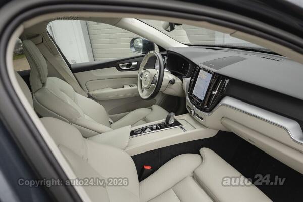 Zils Volvo XC60 2022 Jelgava, ar dzinēja tilpumu 2.00 L un nobraukumu 140 tūkst. km par 33254 €, foto 10 vietnē AUTOMOTO.COM.LV