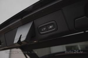 Zils Volvo XC60 2022 Jelgava, ar dzinēja tilpumu 2.00 L un nobraukumu 140 tūkst. km par 33254 €, foto 16 vietnē AUTOMOTO.COM.LV