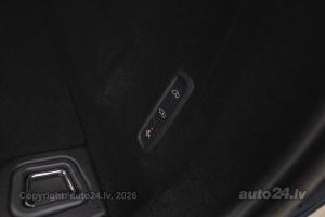 Zils Volvo XC60 2022 Jelgava, ar dzinēja tilpumu 2.00 L un nobraukumu 140 tūkst. km par 33254 €, foto 17 vietnē AUTOMOTO.COM.LV