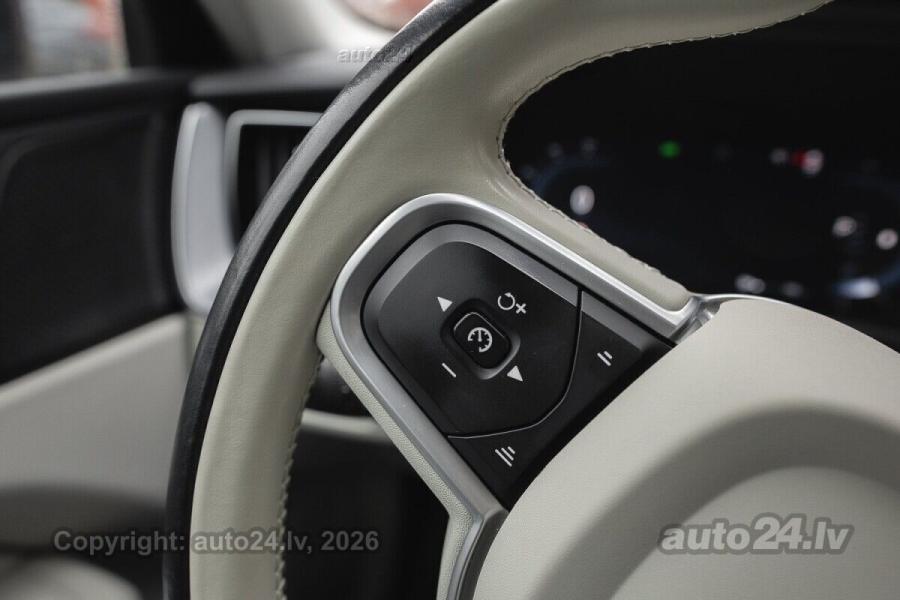 Zils Volvo XC60 2022 Jelgava, ar dzinēja tilpumu 2.00 L un nobraukumu 140 tūkst. km par 33254 €, foto 22 vietnē AUTOMOTO.COM.LV