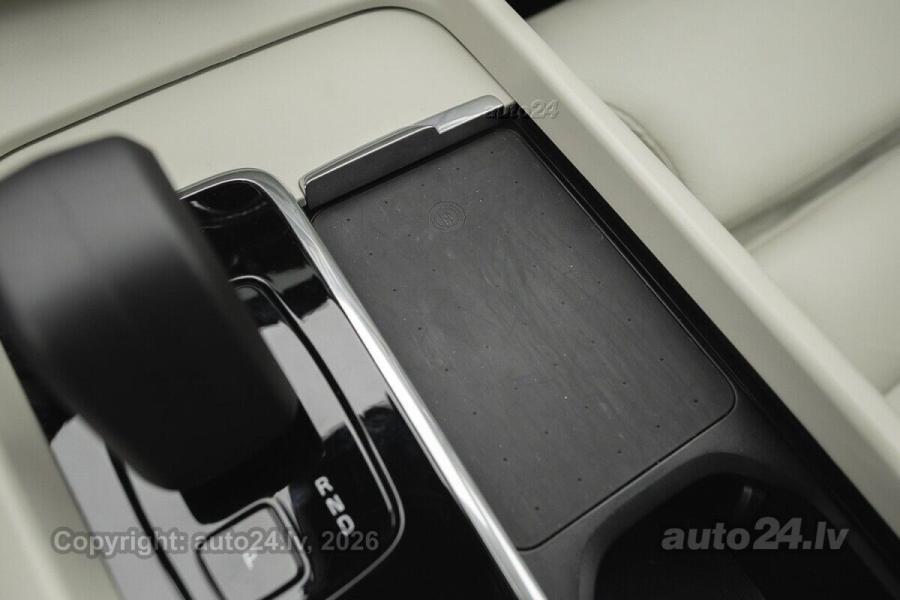 Zils Volvo XC60 2022 Jelgava, ar dzinēja tilpumu 2.00 L un nobraukumu 140 tūkst. km par 33254 €, foto 25 vietnē AUTOMOTO.COM.LV
