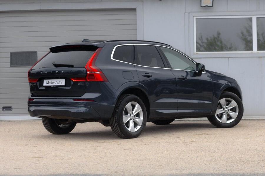 Blue Volvo XC60 2022 in Jelgava, with an engine capacity of 2.00 L and mileage of 140 thousand km for 32450 €, photo 7 on AUTOMOTO.COM.LV