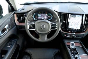Zils Volvo XC60 2024 Tallina, ar dzinēja tilpumu 0.00 L un nobraukumu 18 tūkst. km par 55990 €, foto 8 vietnē AUTOMOTO.COM.LV