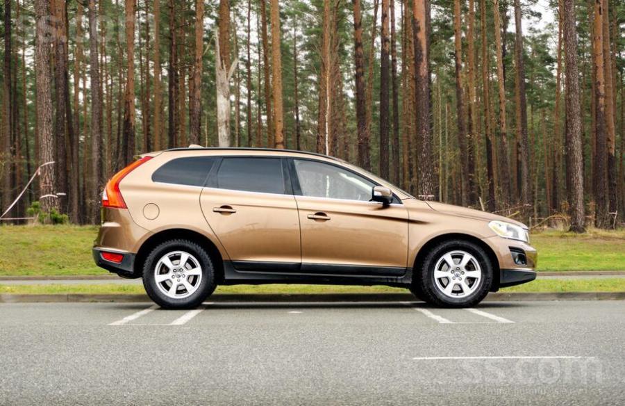 Brūns Volvo XC60 2008 Rīga, ar dzinēja tilpumu 2.40 L un nobraukumu 266 tūkst. km par 7490 €, foto 9 vietnē AUTOMOTO.COM.LV