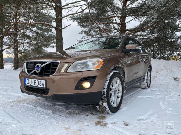 Brūns Volvo XC60 2008 Cēsis, ar dzinēja tilpumu 2.40 L un nobraukumu 259 tūkst. km par 8750 €, foto 1 vietnē AUTOMOTO.COM.LV
