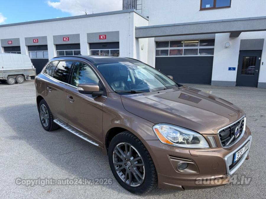 Brown Volvo XC60 2008 in Tartu, with an engine capacity of 3.00 L and mileage of 263 thousand km for 7500 €, photo 10 on AUTOMOTO.COM.LV