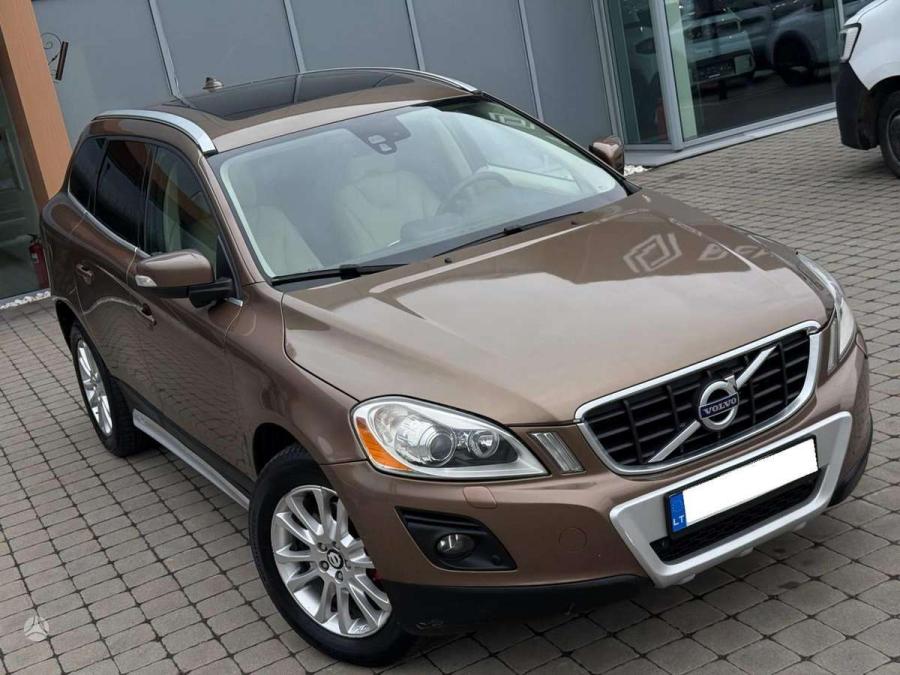 Brūns Volvo XC60 2008 Klaipėda, ar dzinēja tilpumu 2.40 L un nobraukumu 315 tūkst. km par 6300 €, foto 5 vietnē AUTOMOTO.COM.LV