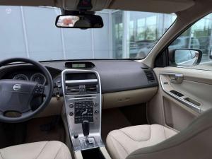 Brūns Volvo XC60 2008 Klaipėda, ar dzinēja tilpumu 2.40 L un nobraukumu 315 tūkst. km par 6300 €, foto 20 vietnē AUTOMOTO.COM.LV