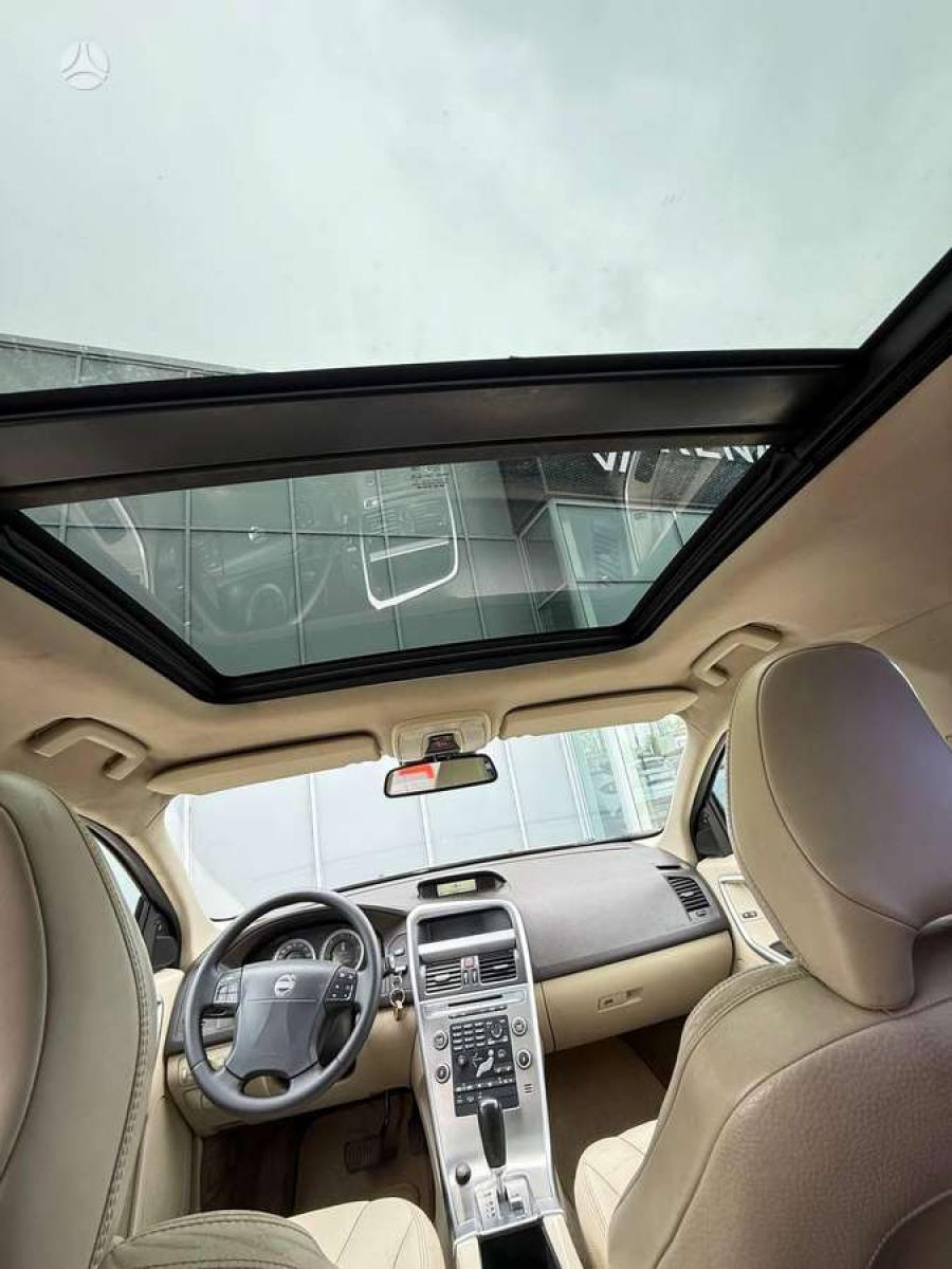Brūns Volvo XC60 2008 Klaipėda, ar dzinēja tilpumu 2.40 L un nobraukumu 315 tūkst. km par 6300 €, foto 29 vietnē AUTOMOTO.COM.LV