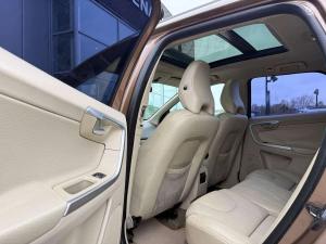 Brūns Volvo XC60 2008 Klaipėda, ar dzinēja tilpumu 2.40 L un nobraukumu 315 tūkst. km par 6300 €, foto 33 vietnē AUTOMOTO.COM.LV