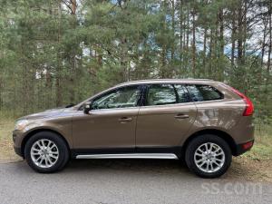 Brūns Volvo XC60 2008 Daugavpils, ar dzinēja tilpumu 2.40 L un nobraukumu 0 tūkst. km par 6990 €, foto 3 vietnē AUTOMOTO.COM.LV