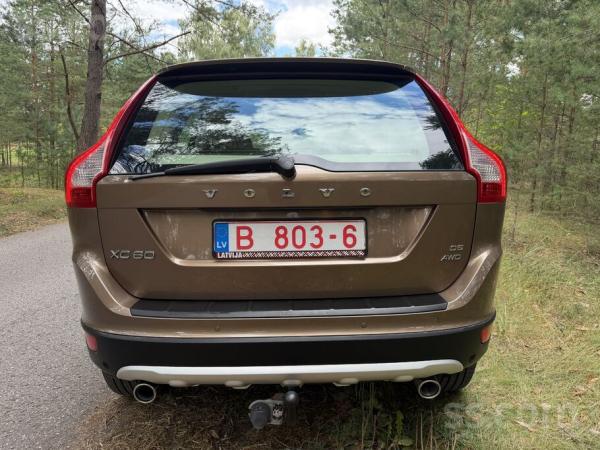 Volvo XC60 2008 Daugavpils vietnÄ BrÅ«ns Volvo XC60 2008 Daugavpils, ar dzinÄja tilpumu 2.40 L un nobraukumu 0 tÅ«kst. km par 6990 ā¬, foto 5 vietnÄ AUTOMOTO.COM.LV