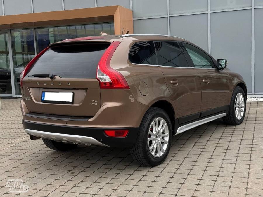 Brūns Volvo XC60 2008 Klaipėda, ar dzinēja tilpumu 2.40 L un nobraukumu 315 tūkst. km par 6350 €, foto 9 vietnē AUTOMOTO.COM.LV