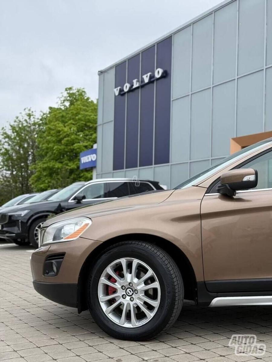 Brūns Volvo XC60 2008 Klaipėda, ar dzinēja tilpumu 2.40 L un nobraukumu 315 tūkst. km par 6350 €, foto 14 vietnē AUTOMOTO.COM.LV