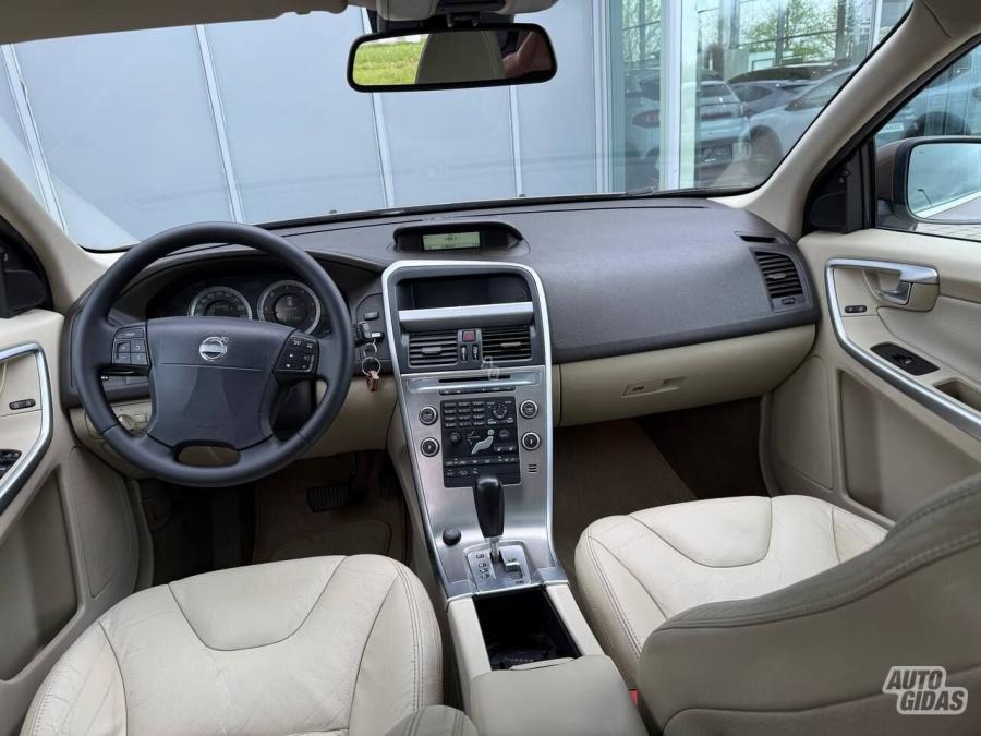 Brūns Volvo XC60 2008 Klaipėda, ar dzinēja tilpumu 2.40 L un nobraukumu 315 tūkst. km par 6350 €, foto 23 vietnē AUTOMOTO.COM.LV