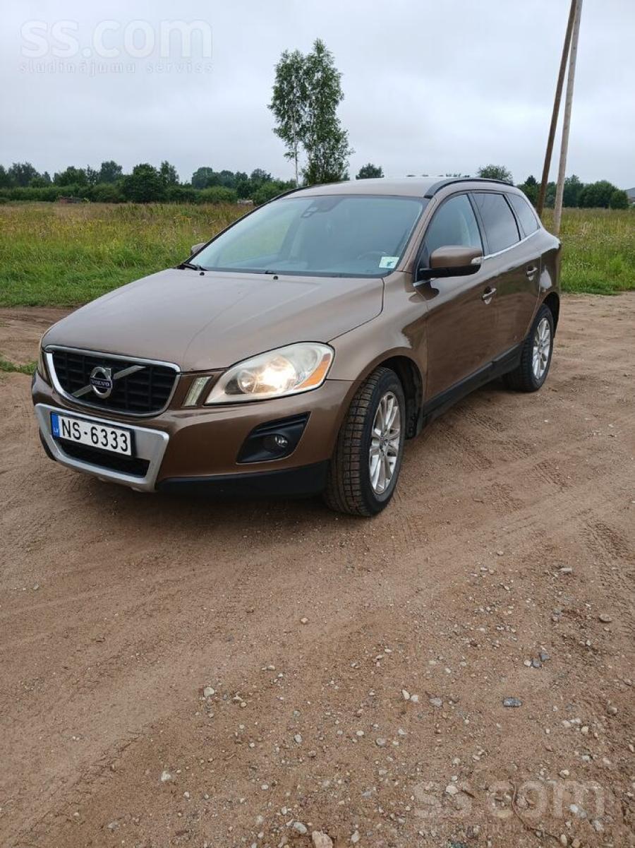 Brown Volvo XC60 2009 in Kuldiga, with an engine capacity of 2.40 L and mileage of 230 thousand km for 7000 €, photo 1 on AUTOMOTO.COM.LV
