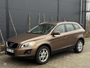 Brown Volvo XC60 2009 in Vilnius, with an engine capacity of 2.40 L and mileage of 256 thousand km for 5000 €, photo 2 on AUTOMOTO.COM.LV