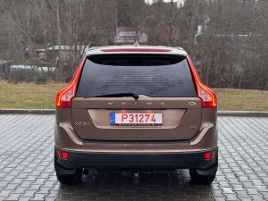Brūns Volvo XC60 2009 Viļņa, ar dzinēja tilpumu 2.40 L un nobraukumu 330 tūkst. km par 6200 €, foto 5 vietnē AUTOMOTO.COM.LV