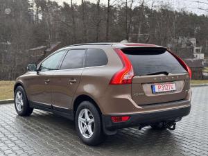 Brūns Volvo XC60 2009 Viļņa, ar dzinēja tilpumu 2.40 L un nobraukumu 330 tūkst. km par 6200 €, foto 6 vietnē AUTOMOTO.COM.LV