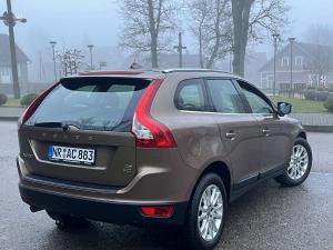 Brown Volvo XC60 2009 in Kaunas, with an engine capacity of 2.40 L and mileage of 258 thousand km for 6850 €, photo 34 on AUTOMOTO.COM.LV